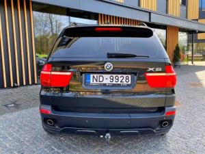 Black BMW X5 2008 in Riga, with an engine capacity of 3.00 L and mileage of 262 thousand km for 11290 €, photo 7 on AUTOMOTO.COM.LV