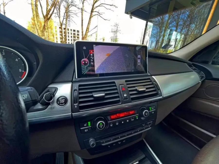 Black BMW X5 2008 in Riga, with an engine capacity of 3.00 L and mileage of 262 thousand km for 11290 €, photo 19 on AUTOMOTO.COM.LV