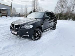 Black BMW X5 2008 in Riga, with an engine capacity of 3.00 L and mileage of 258 thousand km for 5000 €, photo  on AUTOMOTO.COM.LV