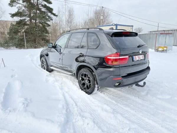 Черный БМВ Х5 2008 в Рига, объемом двигателя 3.00 л и пробегом 258 тыс. км за 5000 €, фото 6 на AUTOMOTO.COM.LV