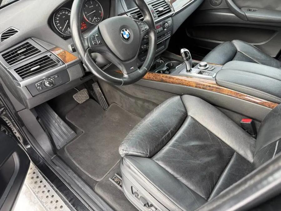 Melns BMW X5 2008 Rīga, ar dzinēja tilpumu 3.00 L un nobraukumu 258 tūkst. km par 5000 €, foto 8 vietnē AUTOMOTO.COM.LV