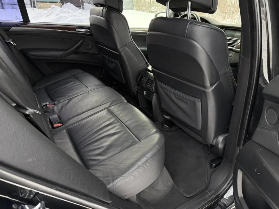 Melns BMW X5 2008 Rīga, ar dzinēja tilpumu 3.00 L un nobraukumu 258 tūkst. km par 5000 €, foto 9 vietnē AUTOMOTO.COM.LV