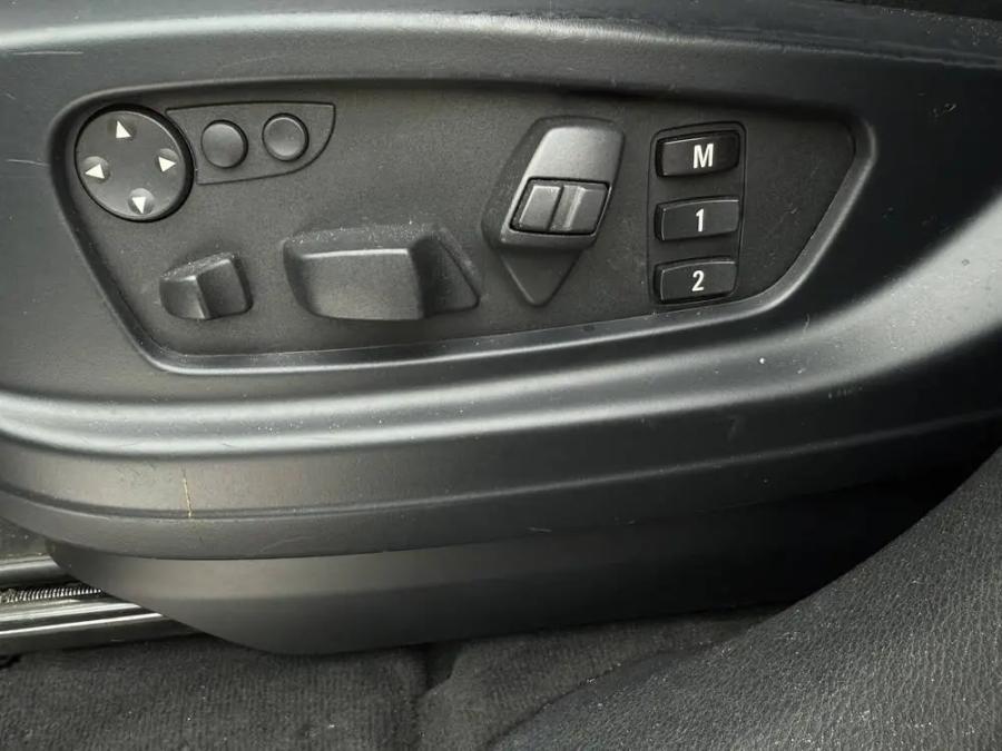 Melns BMW X5 2008 Rīga, ar dzinēja tilpumu 3.00 L un nobraukumu 258 tūkst. km par 5000 €, foto 14 vietnē AUTOMOTO.COM.LV