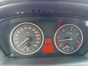 Melns BMW X5 2008 Rīga, ar dzinēja tilpumu 3.00 L un nobraukumu 258 tūkst. km par 5000 €, foto 27 vietnē AUTOMOTO.COM.LV