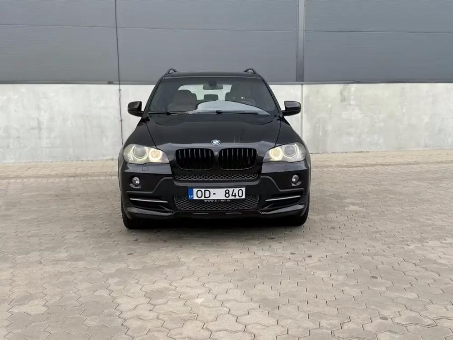Melns BMW X5 2008 Rīga, ar dzinēja tilpumu 3.00 L un nobraukumu 247 tūkst. km par 3200 €, foto 4 vietnē AUTOMOTO.COM.LV