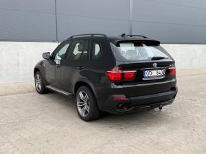 Melns BMW X5 2008 Rīga, ar dzinēja tilpumu 3.00 L un nobraukumu 247 tūkst. km par 3200 €, foto 6 vietnē AUTOMOTO.COM.LV