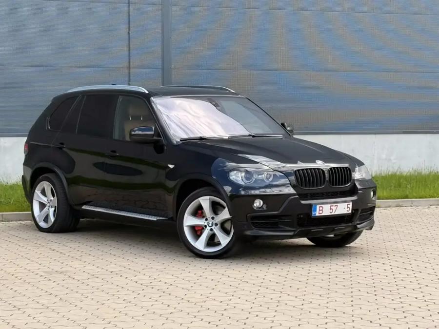 Melns BMW X5 2008 Rīga, ar dzinēja tilpumu 3.00 L un nobraukumu 399 tūkst. km par 8200 €, foto 3 vietnē AUTOMOTO.COM.LV