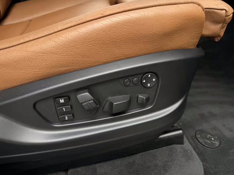 Melns BMW X5 2008 Rīga, ar dzinēja tilpumu 3.00 L un nobraukumu 399 tūkst. km par 8200 €, foto 25 vietnē AUTOMOTO.COM.LV