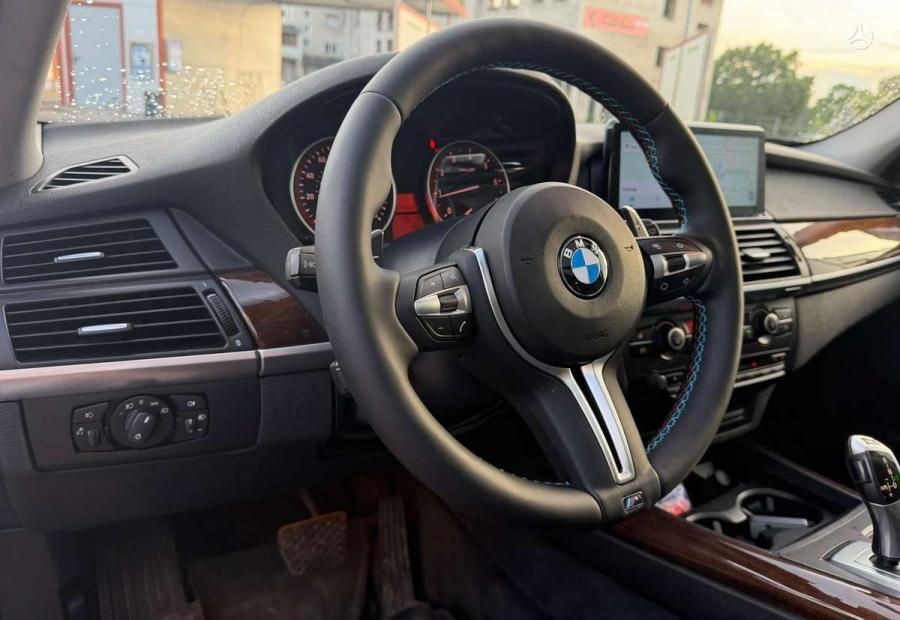 Melns BMW X5 2008 Kretinga, ar dzinēja tilpumu 3.00 L un nobraukumu 240 tūkst. km par 8750 €, foto 15 vietnē AUTOMOTO.COM.LV