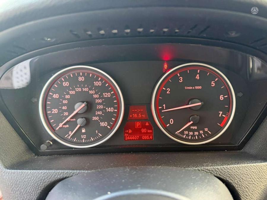 Melns BMW X5 2008 Kretinga, ar dzinēja tilpumu 3.00 L un nobraukumu 240 tūkst. km par 8750 €, foto 22 vietnē AUTOMOTO.COM.LV