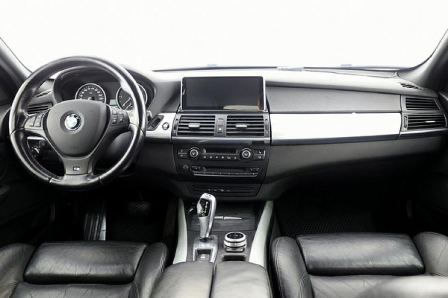 Melns BMW X5 2008 Tallina, ar dzinēja tilpumu 3.00 L un nobraukumu 293 tūkst. km par 5999 €, foto 6 vietnē AUTOMOTO.COM.LV