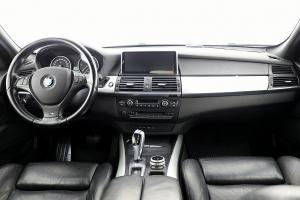 Melns BMW X5 2008 Tallina, ar dzinēja tilpumu 3.00 L un nobraukumu 293 tūkst. km par 5999 €, foto 15 vietnē AUTOMOTO.COM.LV
