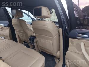 Melns BMW X5 2008 Daugavpils, ar dzinēja tilpumu 3.00 L un nobraukumu 292 tūkst. km par 7500 €, foto 8 vietnē AUTOMOTO.COM.LV