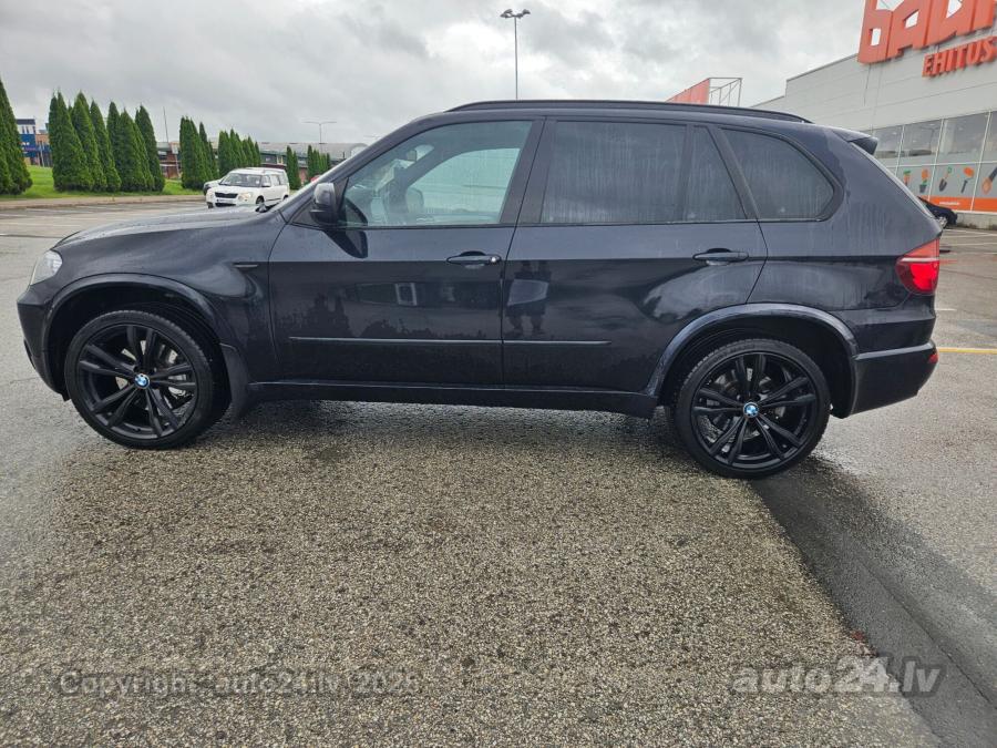 Melns BMW X5 2008 Tallina, ar dzinēja tilpumu 3.00 L un nobraukumu 285 tūkst. km par 12000 €, foto 3 vietnē AUTOMOTO.COM.LV