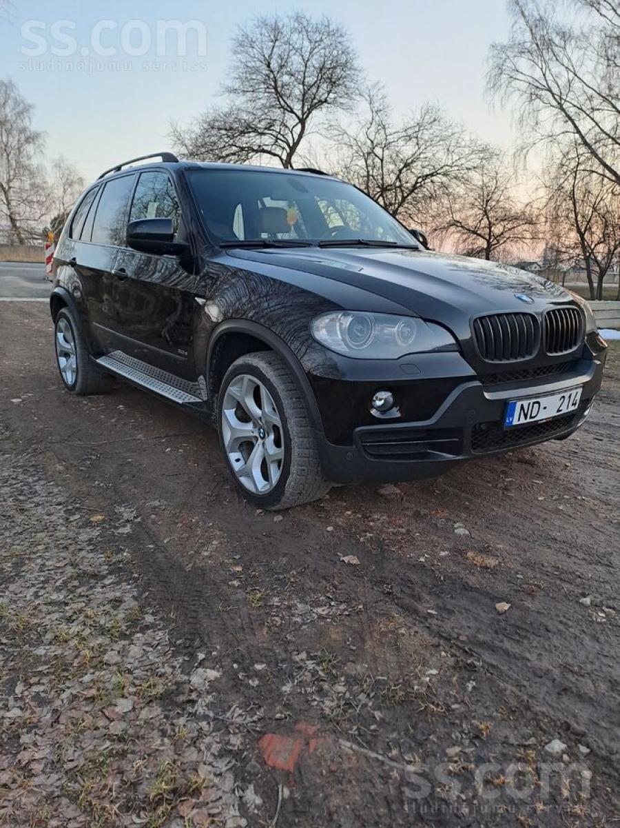 Melns BMW X5 2008 Jelgava, ar dzinēja tilpumu 3.00 L un nobraukumu 302 tūkst. km par 8500 €, foto 5 vietnē AUTOMOTO.COM.LV