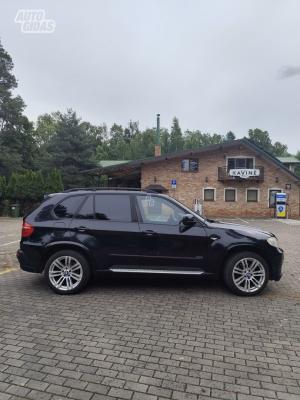 Melns BMW X5 2008 Šauļi, ar dzinēja tilpumu 3.00 L un nobraukumu 288 tūkst. km par 7000 €, foto 4 vietnē AUTOMOTO.COM.LV
