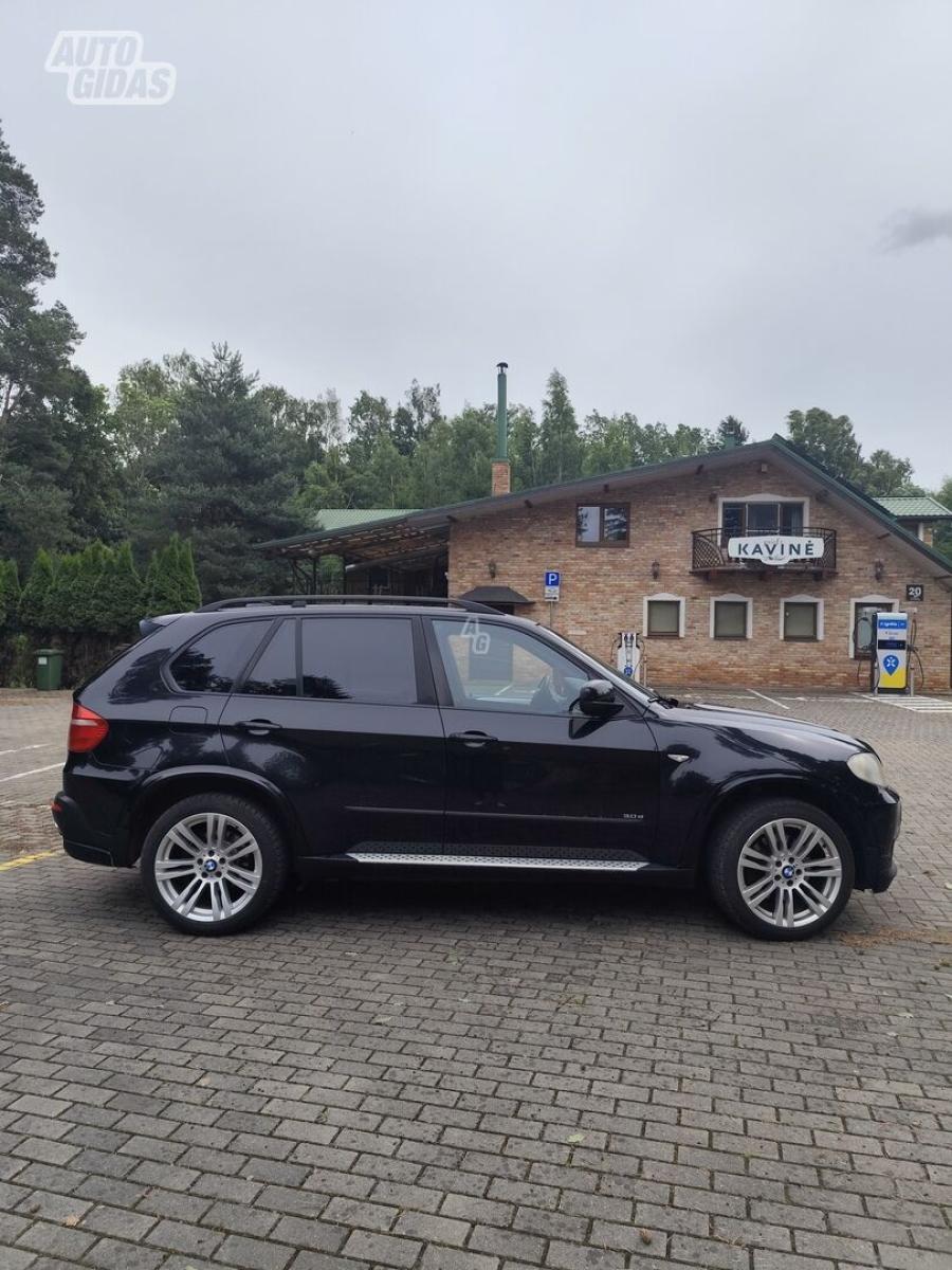 Melns BMW X5 2008 Šauļi, ar dzinēja tilpumu 3.00 L un nobraukumu 288 tūkst. km par 7000 €, foto 4 vietnē AUTOMOTO.COM.LV