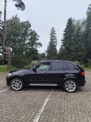 Melns BMW X5 2008 Šauļi, ar dzinēja tilpumu 3.00 L un nobraukumu 288 tūkst. km par 7000 €, foto 5 vietnē AUTOMOTO.COM.LV