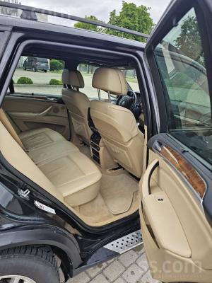 Melns BMW X5 2008 Dobele, ar dzinēja tilpumu 4.80 L un nobraukumu 312 tūkst. km par 7800 €, foto 7 vietnē AUTOMOTO.COM.LV