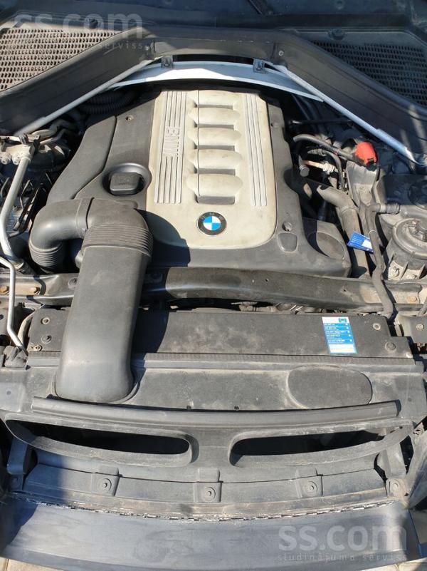 Melns BMW X5 2008 Alūksne, ar dzinēja tilpumu 3.00 L un nobraukumu 0 tūkst. km par 8500 €, foto 5 vietnē AUTOMOTO.COM.LV
