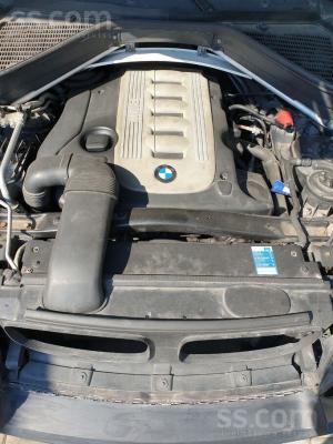 Black BMW X5 2008 in Aluksne, with an engine capacity of 3.00 L and mileage of 0 thousand km for 8500 €, photo 6 on AUTOMOTO.COM.LV