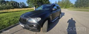 Black BMW X5 2008 in Saldus, with an engine capacity of 3.00 L and mileage of 246 thousand km for 6660 €, photo 3 on AUTOMOTO.COM.LV