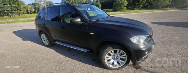 Melns BMW X5 2008 Saldus, ar dzinēja tilpumu 3.00 L un nobraukumu 246 tūkst. km par 6660 €, foto 3 vietnē AUTOMOTO.COM.LV