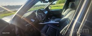Black BMW X5 2008 in Saldus, with an engine capacity of 3.00 L and mileage of 246 thousand km for 6660 €, photo 8 on AUTOMOTO.COM.LV