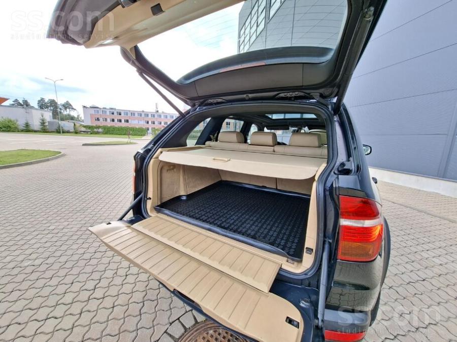 Black BMW X5 2008 in Valmiera, with an engine capacity of 3.00 L and mileage of 255 thousand km for 11480 €, photo 10 on AUTOMOTO.COM.LV