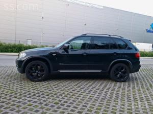 Melns BMW X5 2008 Rīga, ar dzinēja tilpumu 3.00 L un nobraukumu 380 tūkst. km par 7500 €, foto 3 vietnē AUTOMOTO.COM.LV