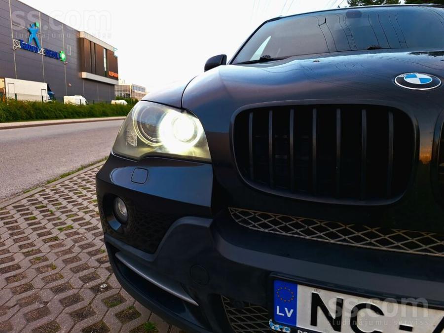 Melns BMW X5 2008 Rīga, ar dzinēja tilpumu 3.00 L un nobraukumu 380 tūkst. km par 7500 €, foto 6 vietnē AUTOMOTO.COM.LV