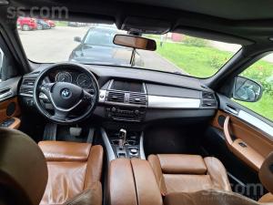 Melns BMW X5 2008 Rīga, ar dzinēja tilpumu 3.00 L un nobraukumu 380 tūkst. km par 7500 €, foto 10 vietnē AUTOMOTO.COM.LV