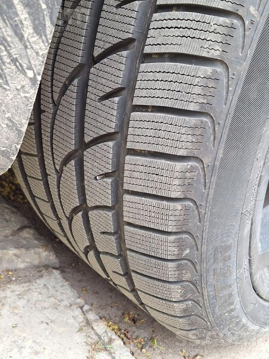 Melns BMW X5 2008 Rīga, ar dzinēja tilpumu 3.00 L un nobraukumu 380 tūkst. km par 7500 €, foto 12 vietnē AUTOMOTO.COM.LV