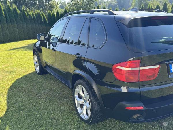 Melns BMW X5 2008 Viļņa, ar dzinēja tilpumu 2.99 L un nobraukumu 367 tūkst. km par 7700 €, foto 5 vietnē AUTOMOTO.COM.LV
