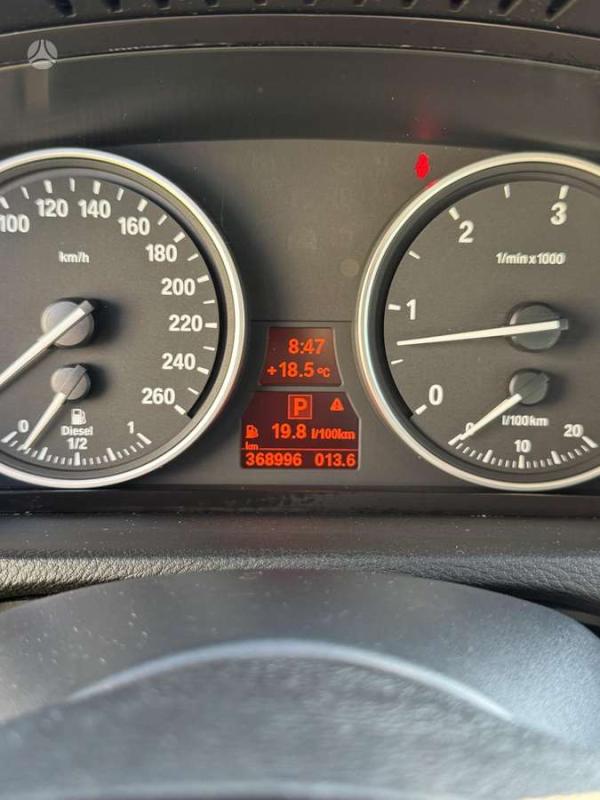 Melns BMW X5 2008 Viļņa, ar dzinēja tilpumu 2.99 L un nobraukumu 367 tūkst. km par 7700 €, foto 10 vietnē AUTOMOTO.COM.LV