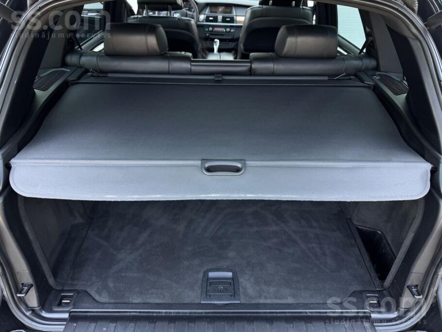 Melns BMW X5 2008 Rīga, ar dzinēja tilpumu 3.00 L un nobraukumu 250 tūkst. km par 9490 €, foto 22 vietnē AUTOMOTO.COM.LV