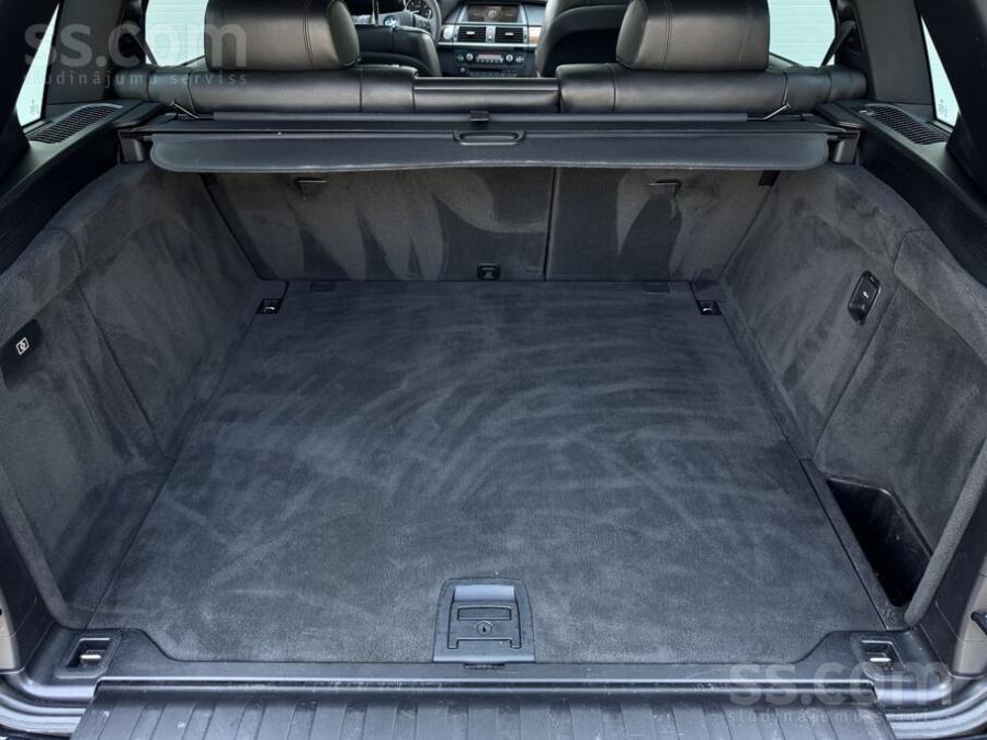 Melns BMW X5 2008 Rīga, ar dzinēja tilpumu 3.00 L un nobraukumu 250 tūkst. km par 9490 €, foto 23 vietnē AUTOMOTO.COM.LV