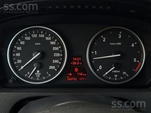 Melns BMW X5 2008 Rīga, ar dzinēja tilpumu 3.00 L un nobraukumu 250 tūkst. km par 9490 €, foto 27 vietnē AUTOMOTO.COM.LV