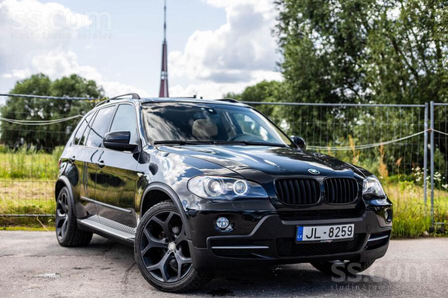 Melns BMW X5 2008 Rīga, ar dzinēja tilpumu 3.00 L un nobraukumu 318 tūkst. km par 7990 €, foto 3 vietnē AUTOMOTO.COM.LV