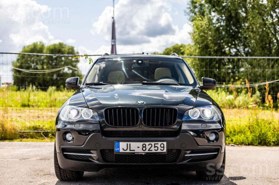 Melns BMW X5 2008 Rīga, ar dzinēja tilpumu 3.00 L un nobraukumu 318 tūkst. km par 7990 €, foto 4 vietnē AUTOMOTO.COM.LV