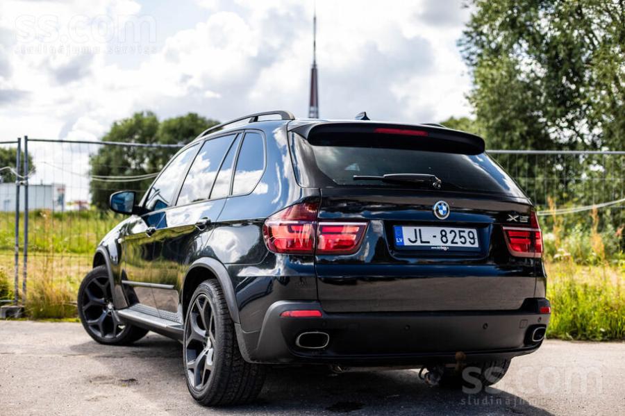 Melns BMW X5 2008 Rīga, ar dzinēja tilpumu 3.00 L un nobraukumu 318 tūkst. km par 7990 €, foto 7 vietnē AUTOMOTO.COM.LV