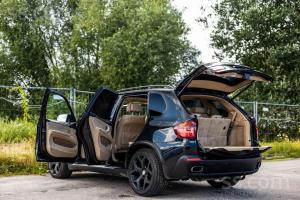 Melns BMW X5 2008 Rīga, ar dzinēja tilpumu 3.00 L un nobraukumu 318 tūkst. km par 7990 €, foto 10 vietnē AUTOMOTO.COM.LV