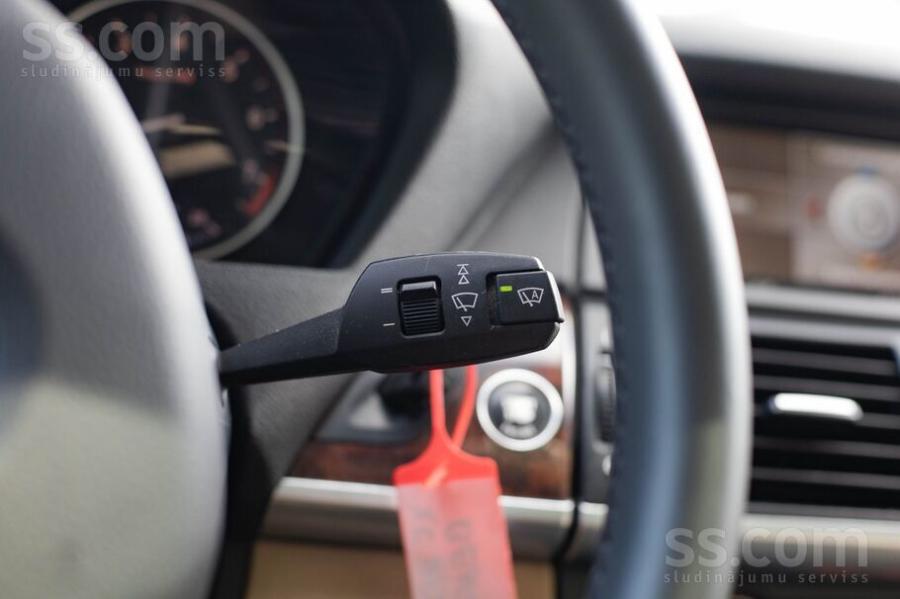 Melns BMW X5 2008 Rīga, ar dzinēja tilpumu 3.00 L un nobraukumu 318 tūkst. km par 7990 €, foto 19 vietnē AUTOMOTO.COM.LV