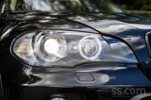 Melns BMW X5 2008 Rīga, ar dzinēja tilpumu 3.00 L un nobraukumu 318 tūkst. km par 7990 €, foto 30 vietnē AUTOMOTO.COM.LV