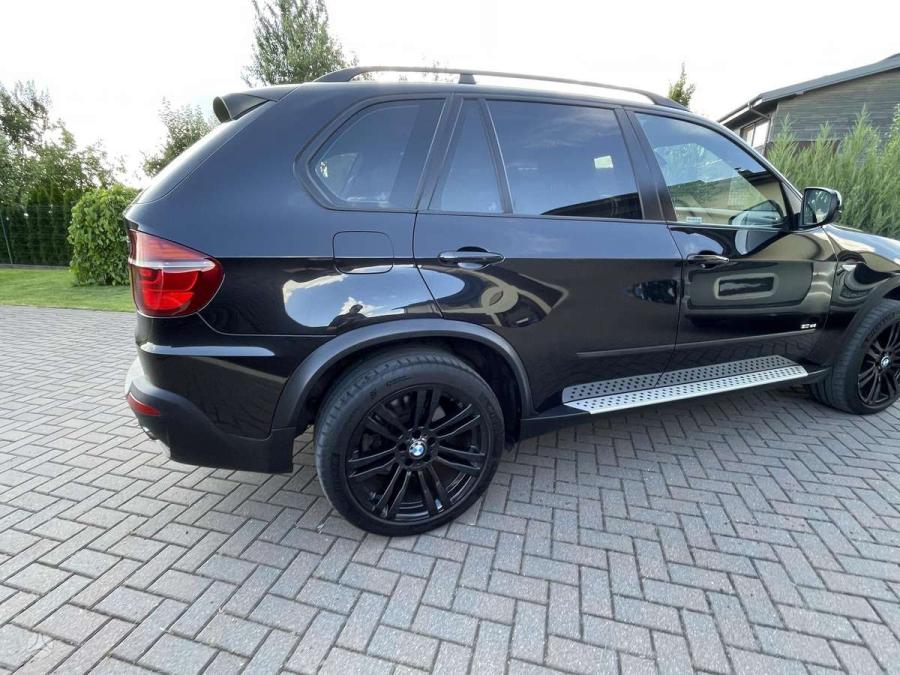 Melns BMW X5 2008 Kauņa, ar dzinēja tilpumu 2.99 L un nobraukumu 422 tūkst. km par 8550 €, foto 3 vietnē AUTOMOTO.COM.LV