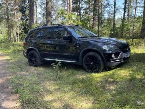 Melns BMW X5 2008 Kauņa, ar dzinēja tilpumu 2.99 L un nobraukumu 422 tūkst. km par 8550 €, foto 4 vietnē AUTOMOTO.COM.LV