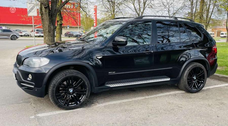 Melns BMW X5 2008 Kauņa, ar dzinēja tilpumu 2.99 L un nobraukumu 422 tūkst. km par 8550 €, foto 7 vietnē AUTOMOTO.COM.LV
