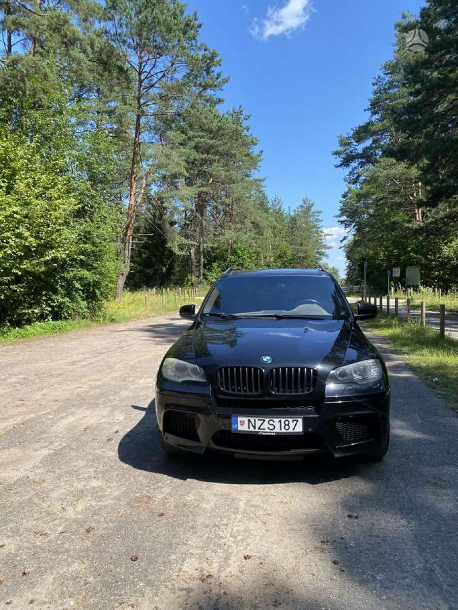 Black BMW X5 2008 in Vilnius, with an engine capacity of 4.80 L and mileage of 196 thousand km for 7000 €, photo 8 on AUTOMOTO.COM.LV