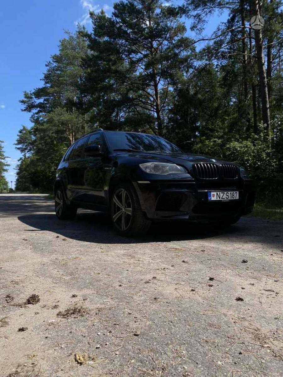 Black BMW X5 2008 in Vilnius, with an engine capacity of 4.80 L and mileage of 196 thousand km for 7000 €, photo 24 on AUTOMOTO.COM.LV