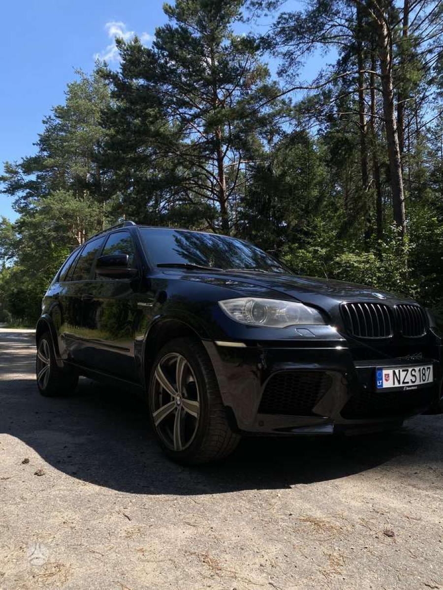 Black BMW X5 2008 in Vilnius, with an engine capacity of 4.80 L and mileage of 196 thousand km for 7000 €, photo 25 on AUTOMOTO.COM.LV